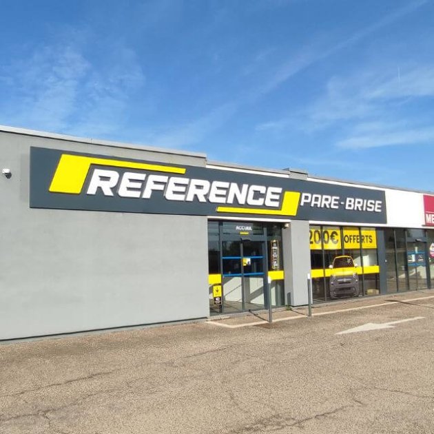 Reference Pare Brise Vandoeuvre